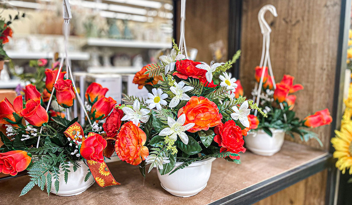 Memorials | Prairie Gardens & Jeffrey Alans